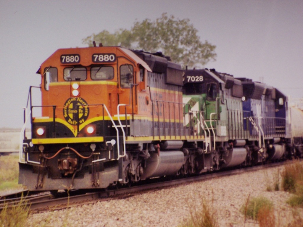 BNSF SD40-2 7880
